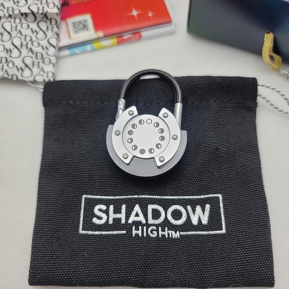 MGA Entertainment | Toys | Mga Shadow High Mini Accessories Studio ...